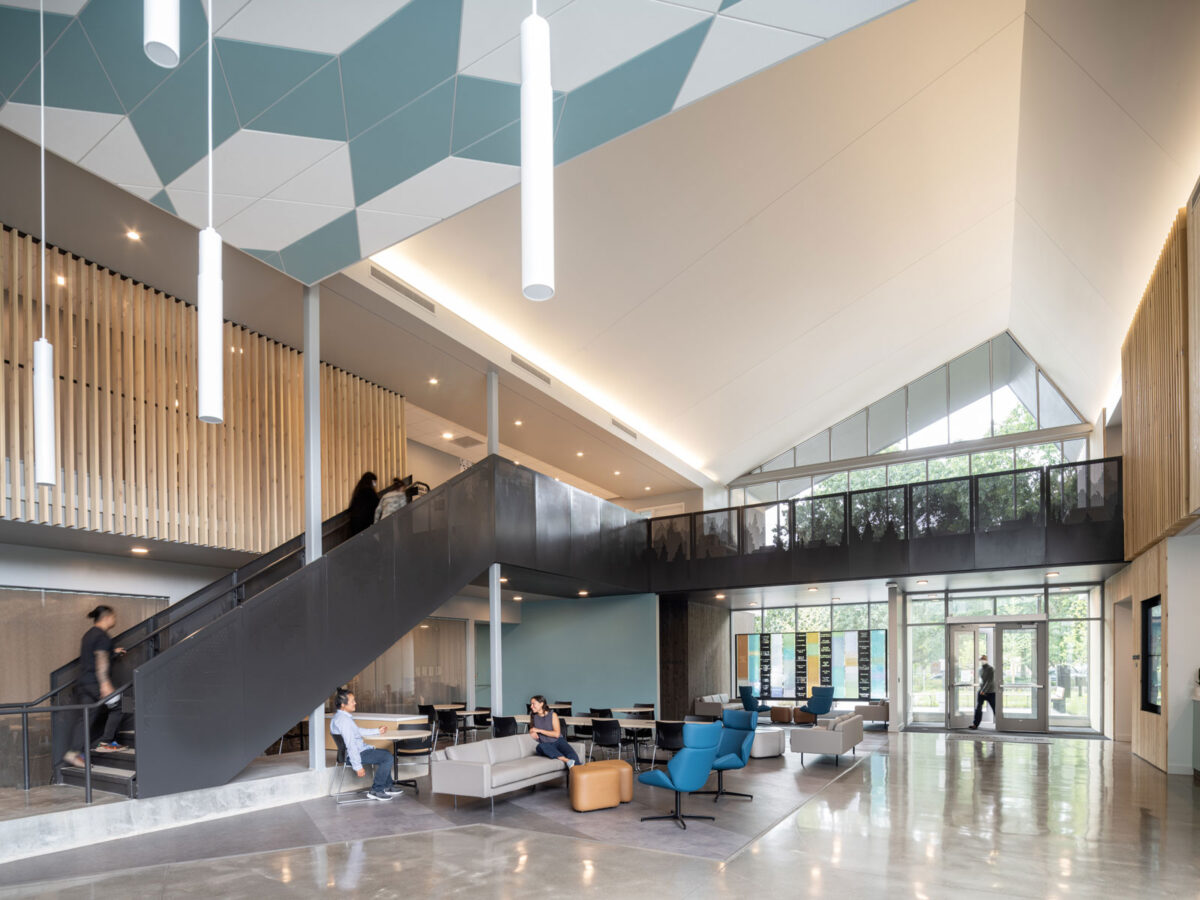 Building a Transformative Space for Fora Health - R&H Construction